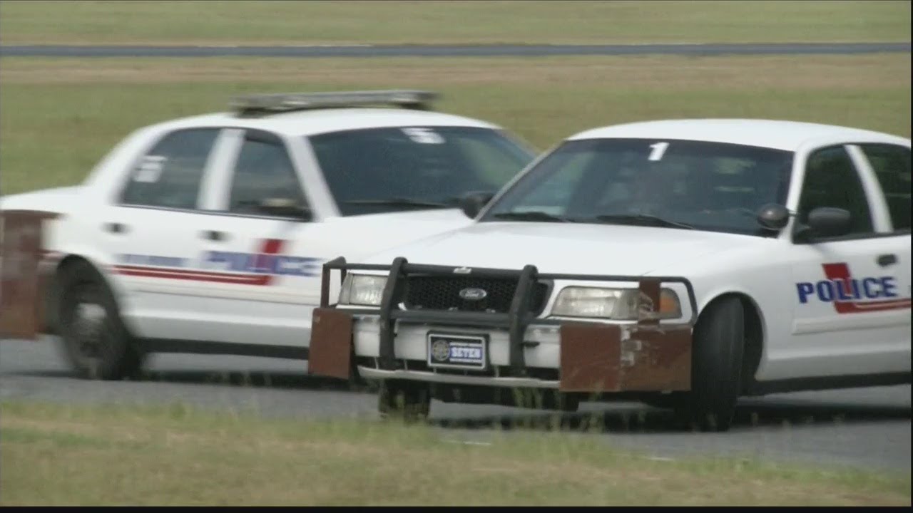 ONLY ON NEWS 3: Police hit the track for PIT training - YouTube