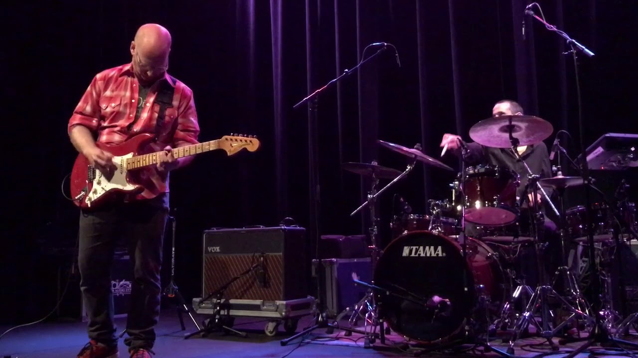 Oz Noy's Ozone Squeeze - YouTube