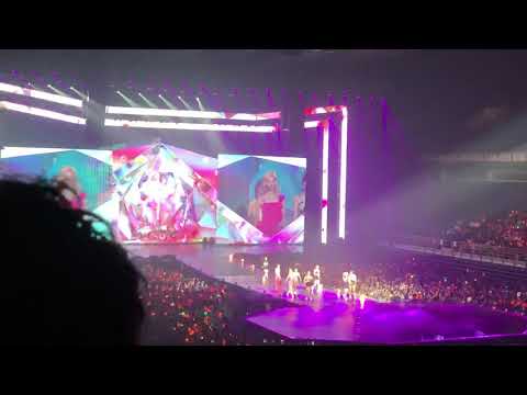 Twice concert in Malaysia 🇲🇾 20190817 at Axiata Arena