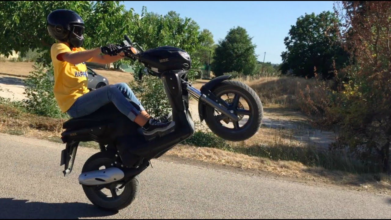 Edit I Je lève en mbk stunt ! - YouTube