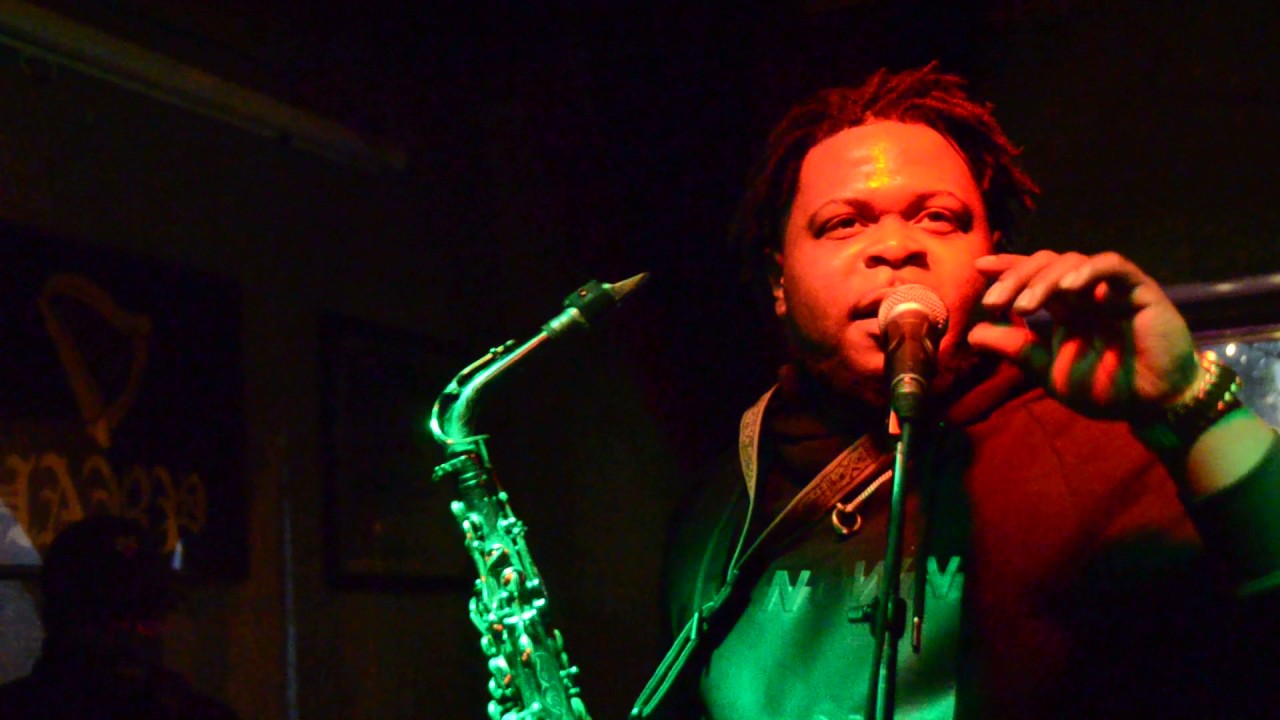 Maurice Curtis Performs in #TheDiamondsinTheRough at #TheCrownandHarp ...