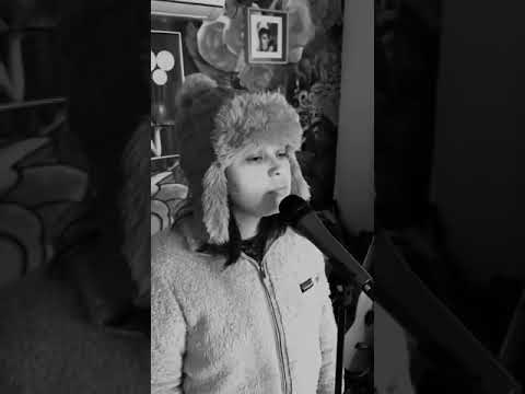 Radiohead. Nude cover. #radiohead #radioheadcover #thomyorke #inrainbows  #music #female #chile