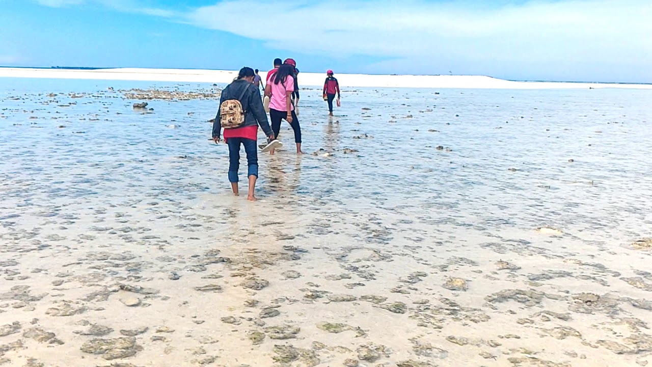 Enjoy Kui beaches of Ayau Island Raja Ampat - YouTube