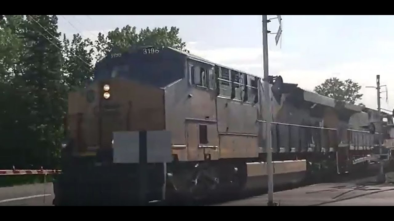 WATERTOWN NY CSX M 621 03 - YouTube