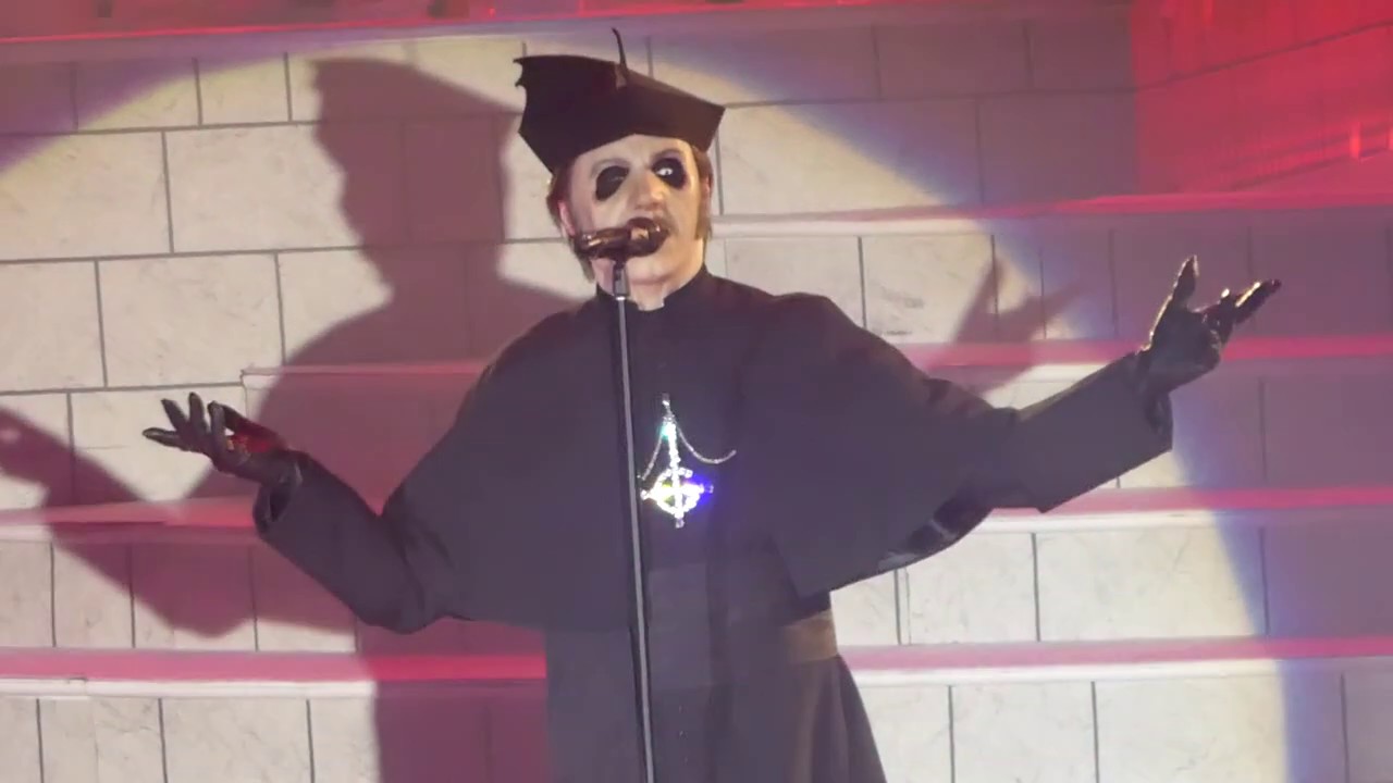 Ghost - "Con Clavi Con Dio" + "Per Aspera Ad Inferi" - live Bochum ...