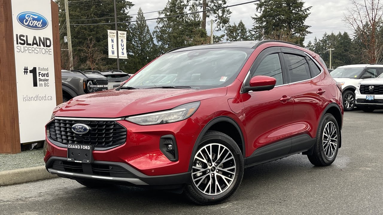 2025 Ford Escape Plug In Hybrid + Moonroof, Wireless Charging Pad, Nav ...