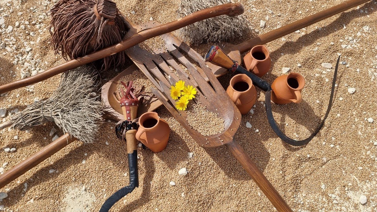 Feel the rythm of Cypriot Tradition - YouTube