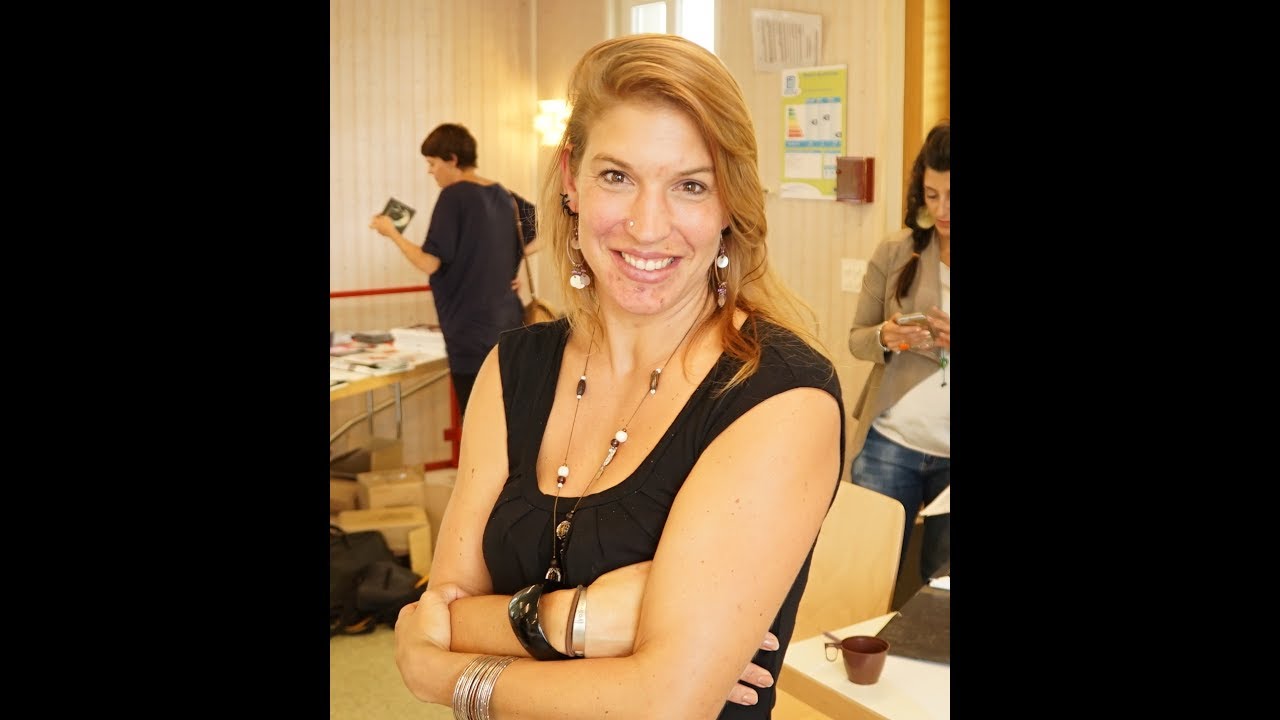 Jessica Volery. Femme d'artiste : Tout un art! - YouTube