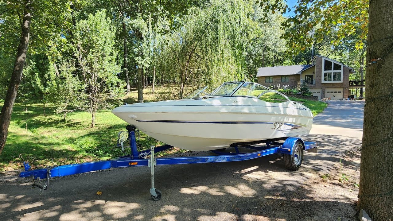 2004 Glastron SX 175 Runabout: Ready for Your Summer Fun! - YouTube