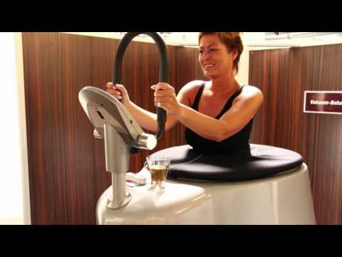 Vakuumtrainer Frau ohne Störer