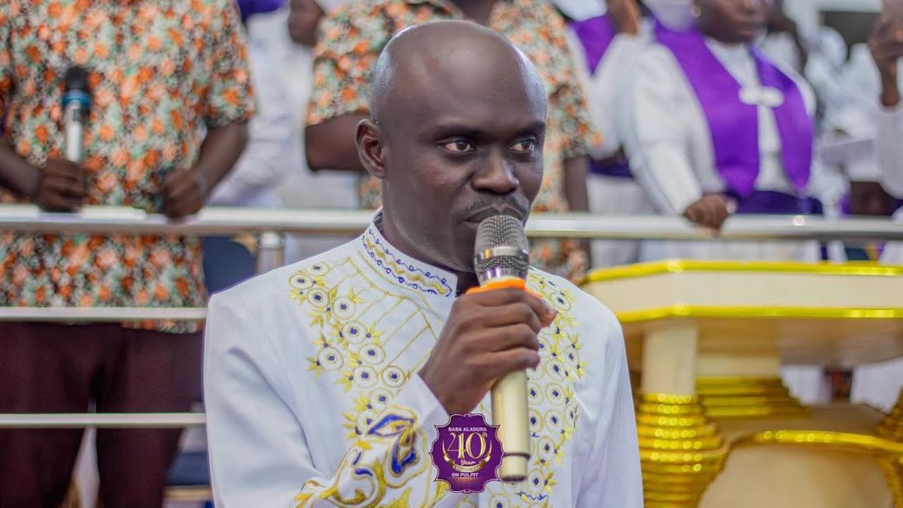 LEKAN REMILEKUN AMOS LIVE MINISTRATION AT HOLY CROSS C&S NIGHT OF ...