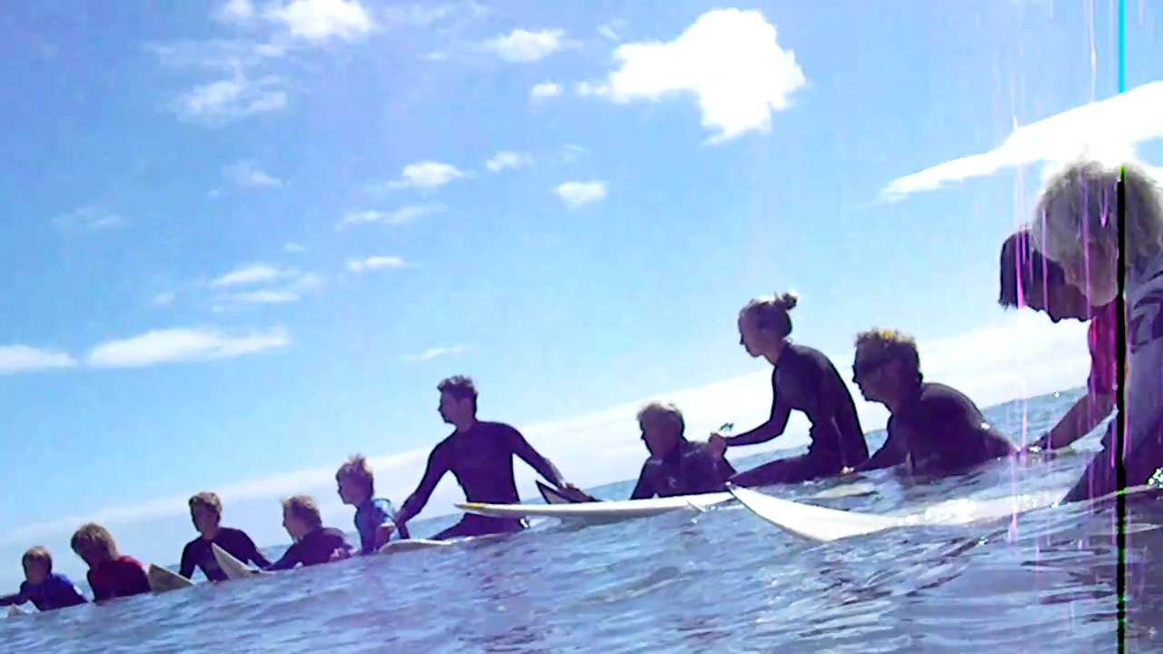 andy irons memorial paddle out - YouTube
