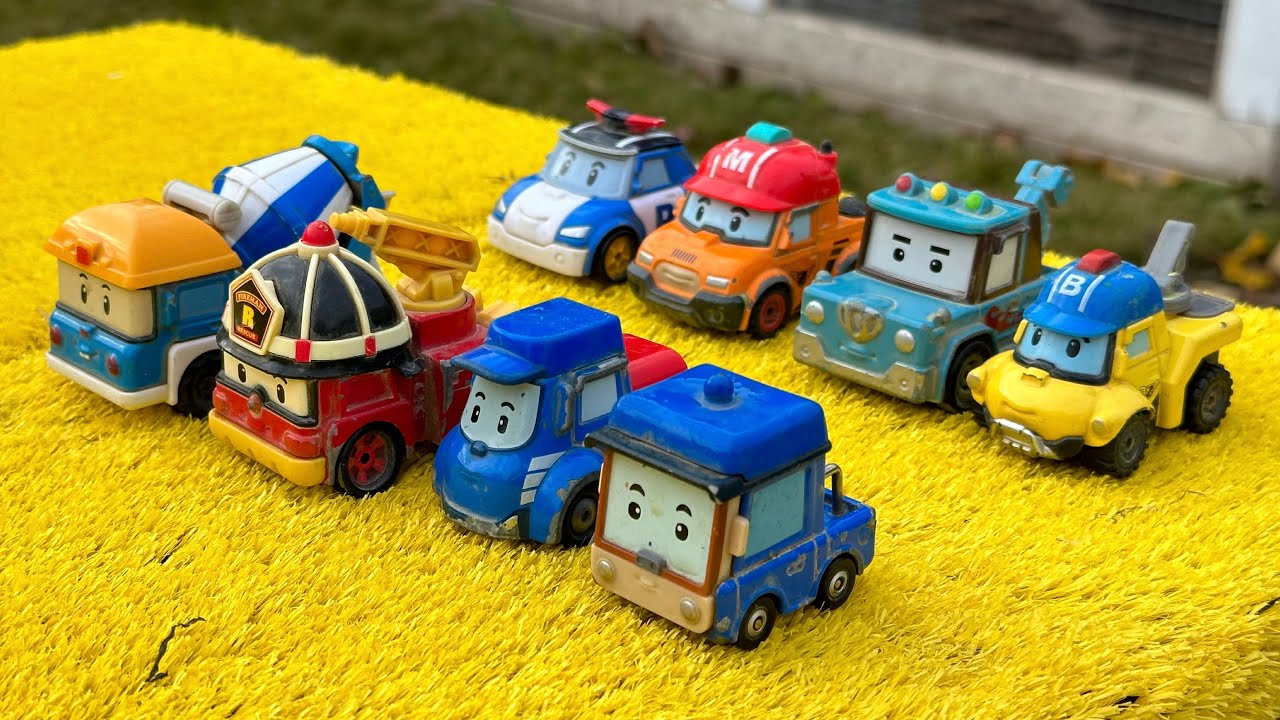 Looking Robocar Poli and friends | Toys Robocar Poli | Roy | Micky ...