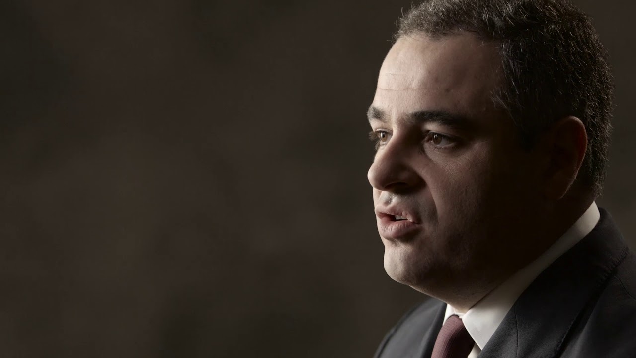 Victor Guardiola, M.D. (Español) - YouTube