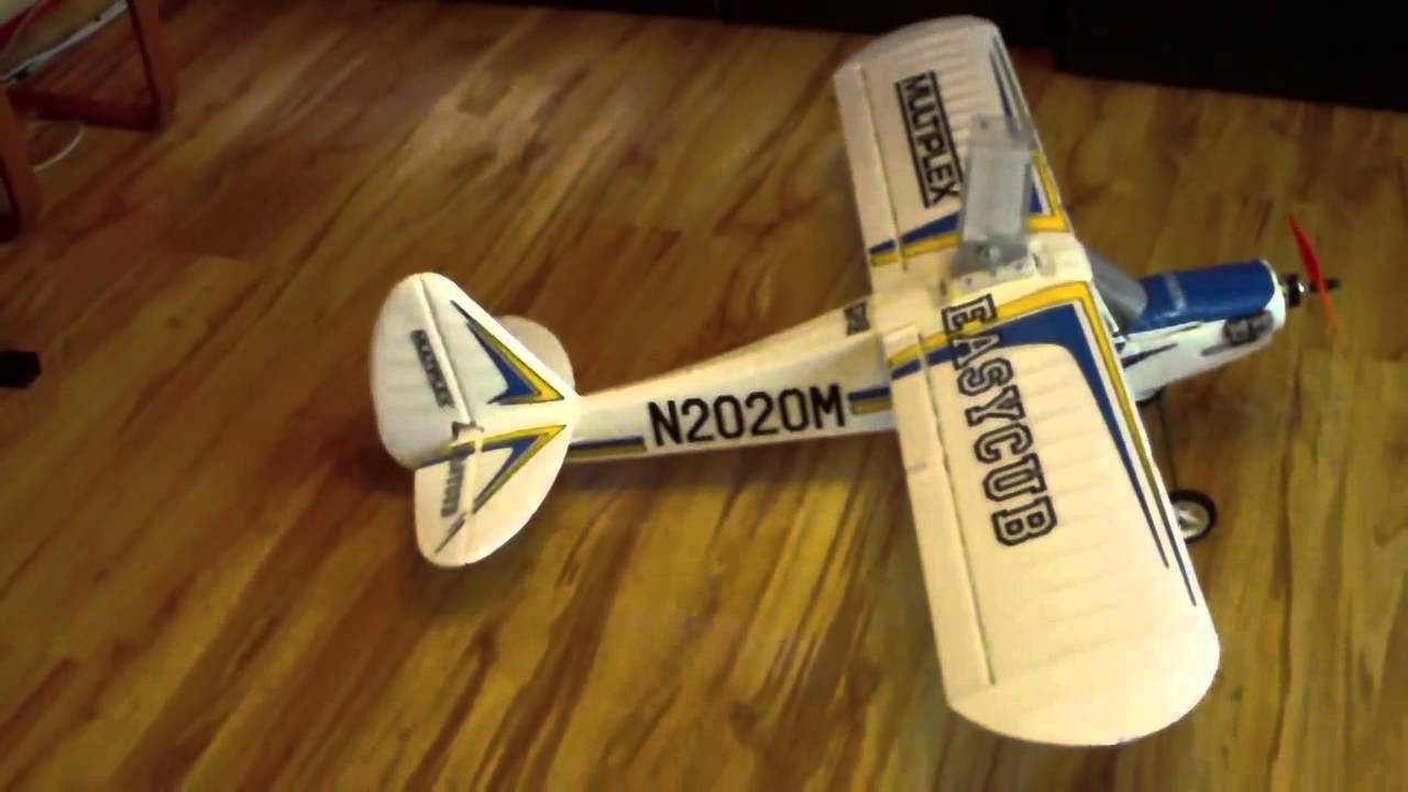 EASY CUB - MULTIPLEX - YouTube