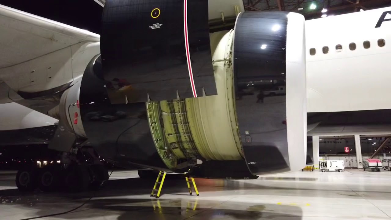 Engine compressor wash - YouTube