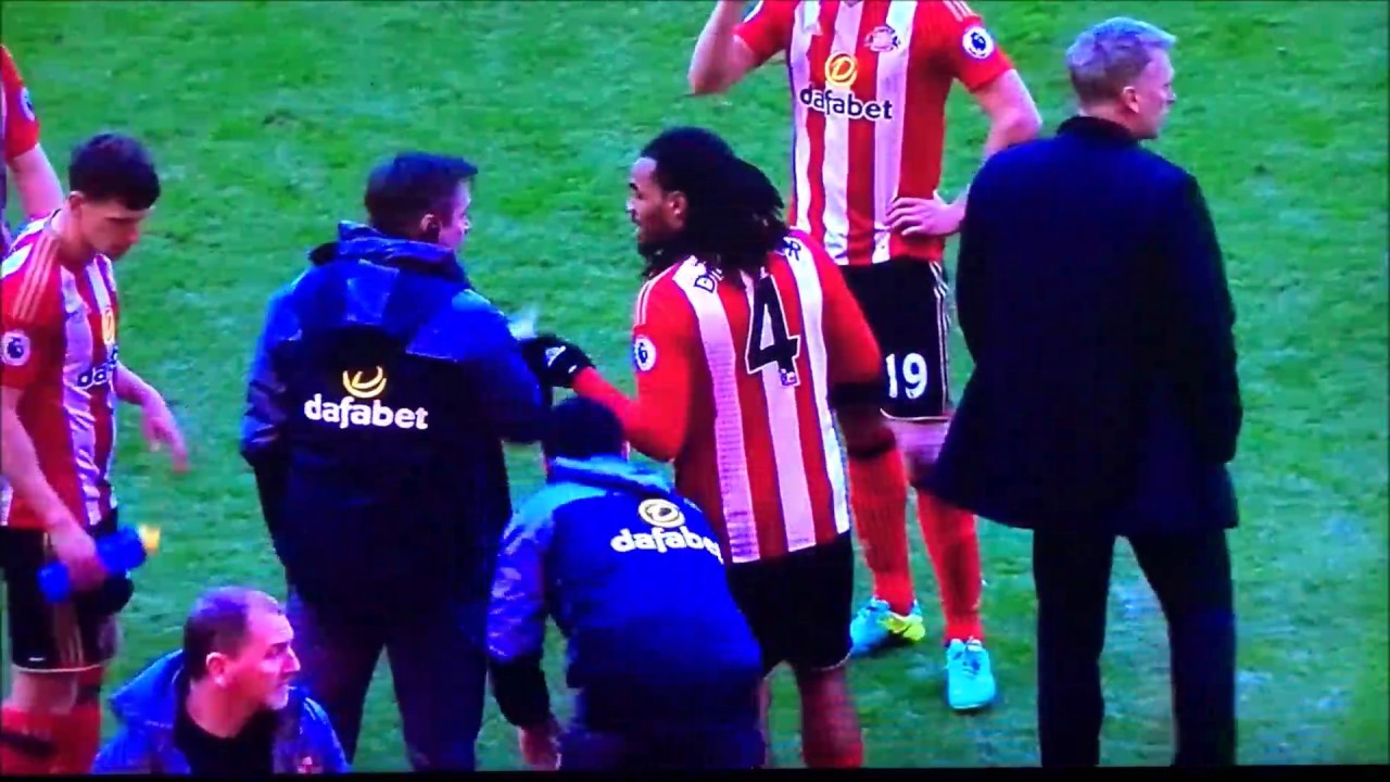 Power Cut at Sunderland V Hull City 20-11-16 - YouTube