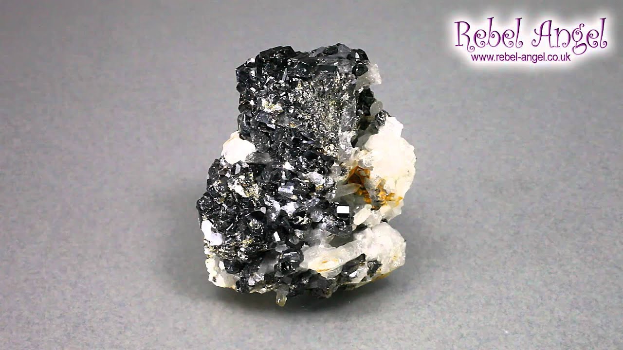 An Introduction to Cassiterite - YouTube