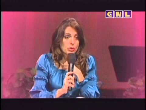 Сражайся как женщина - Лиза Бивер - YouTube