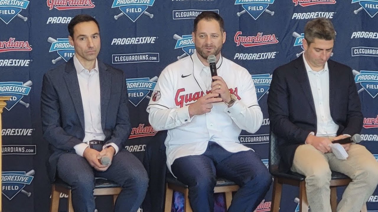 WATCH | Cleveland Guardians introduce Stephen Vogt as manager - YouTube