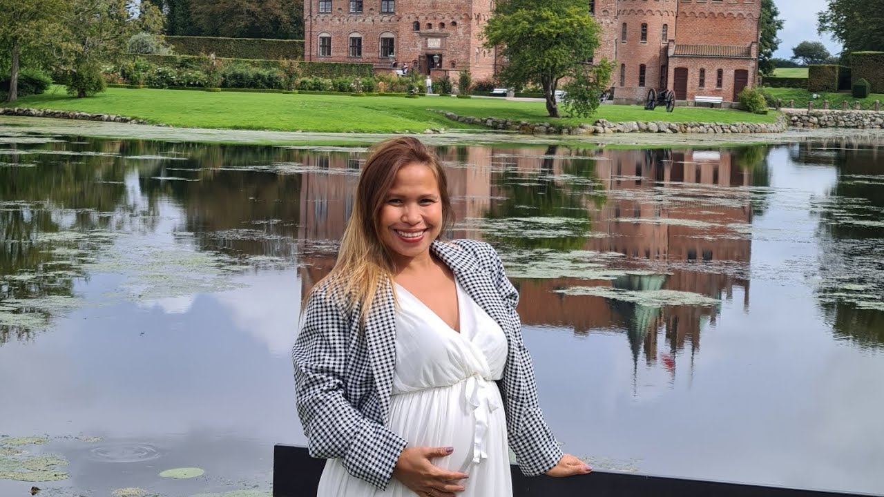 Cooking German dumplings with vegetables in Asian style - YouTube