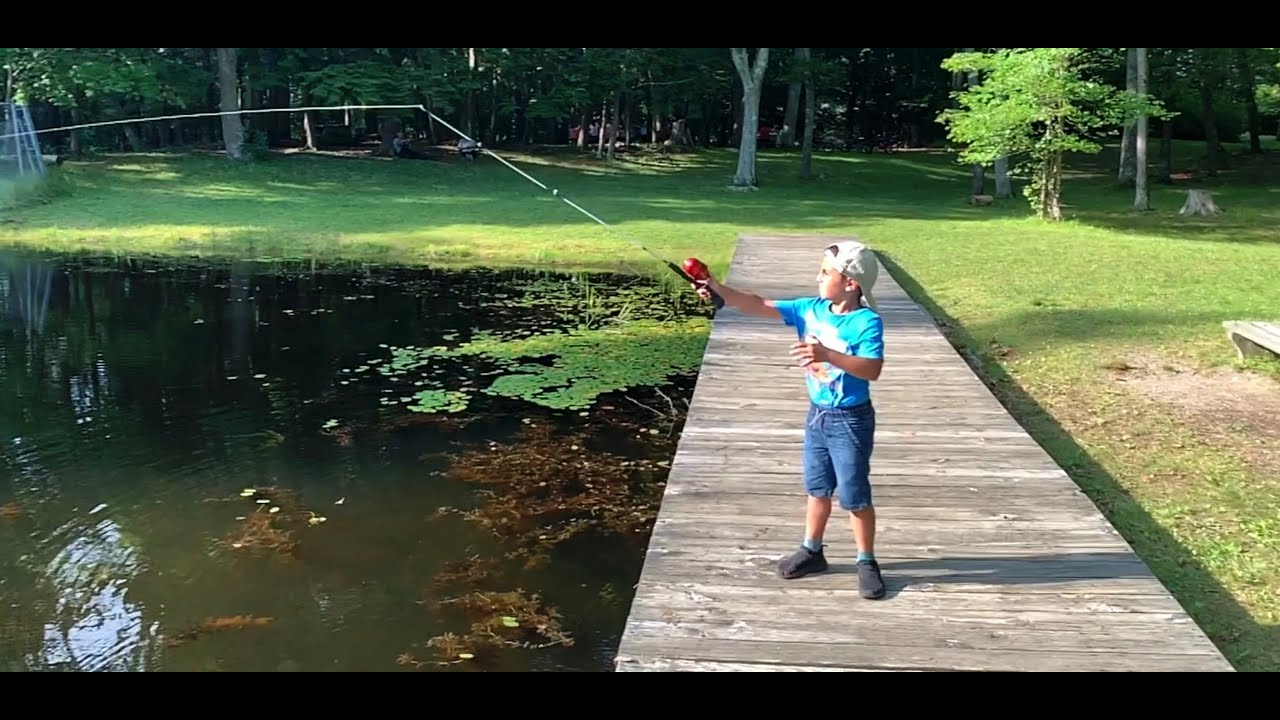 How to Cast a Fishing Line For Beginners. - YouTube