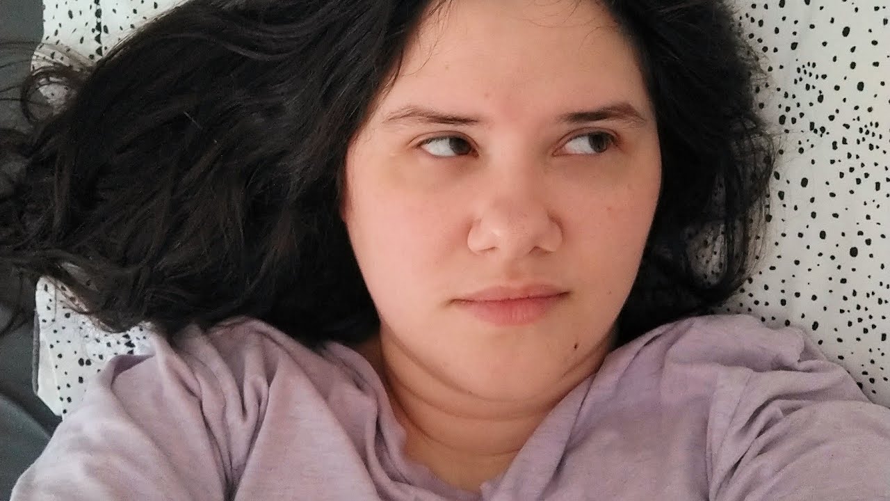 How identity forms in dissociative identity disorder vs without - YouTube