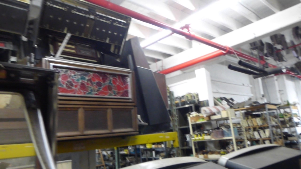 Durfee Coin Op, Orange MA - Jukebox graveyard - video 1 of 3 - YouTube