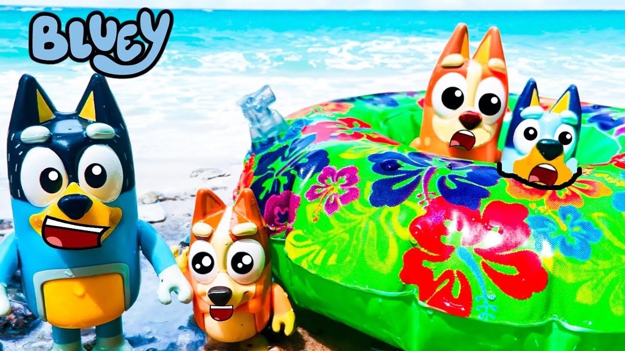 The Beach! Bluey Toys Pretend Play Fun - YouTube