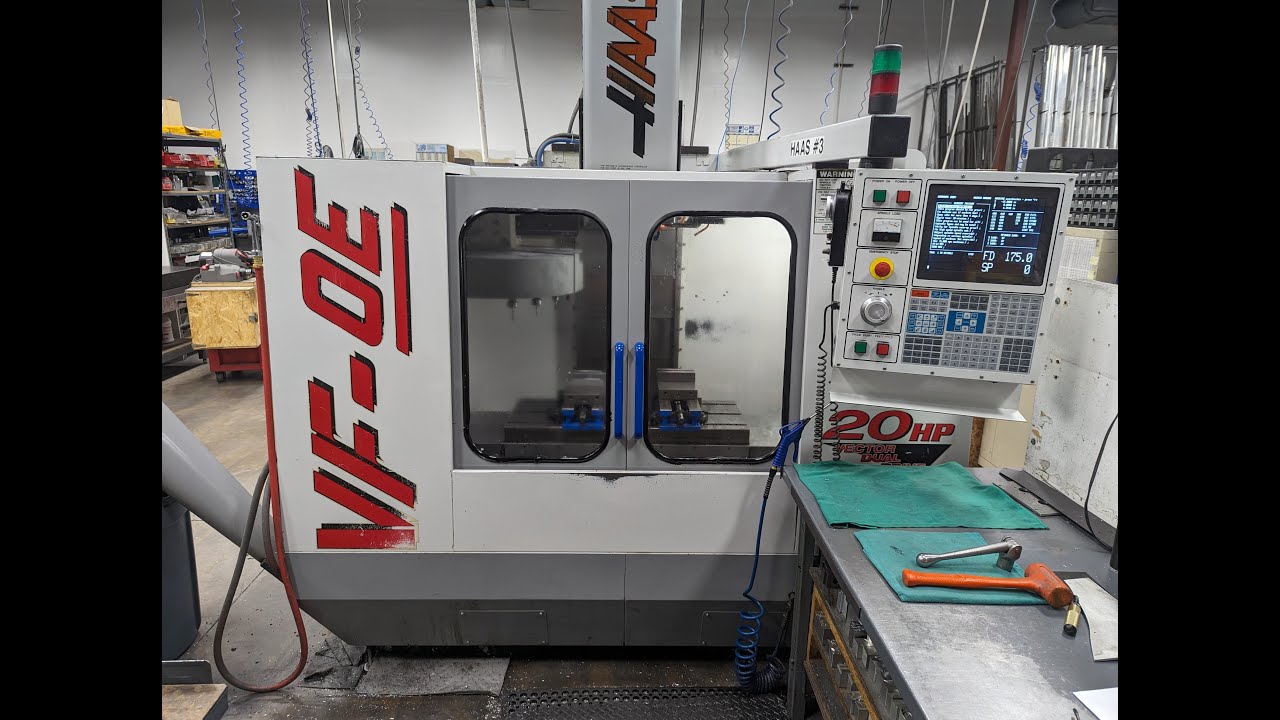 Haas VF-OE CNC Vertical Machining Center with Carousel Tool Changer ...