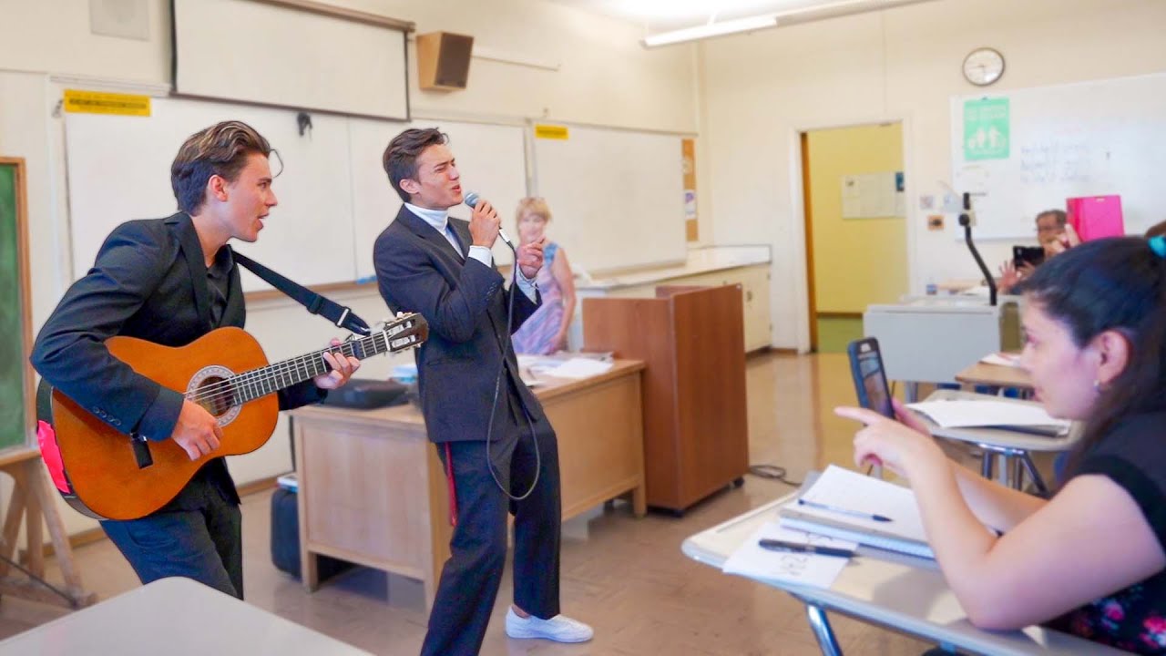 Serenading Students on First Day of School - YouTube
