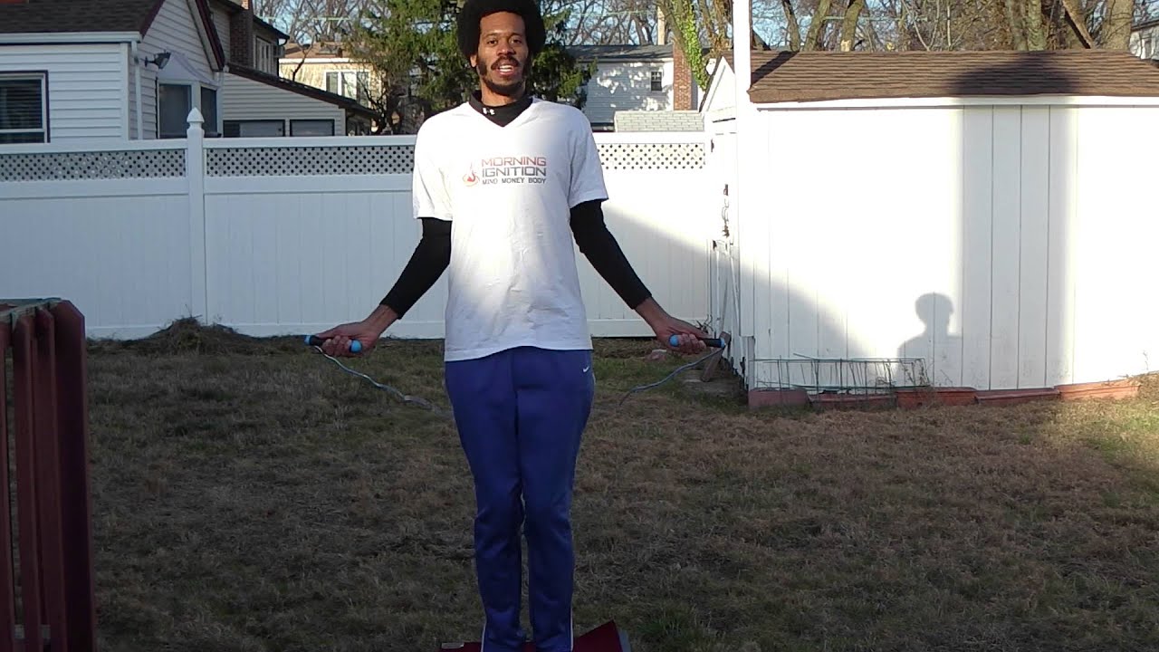 Short Jump Rope Workout In The Cold - YouTube