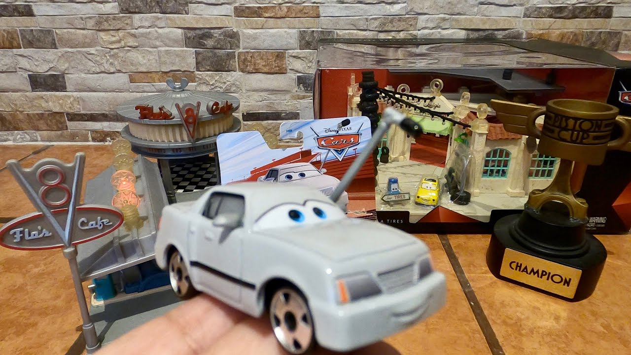 Cars Disney Derek Wheeliams - Cars 1 Café de Flo Radiador Springs - YouTube