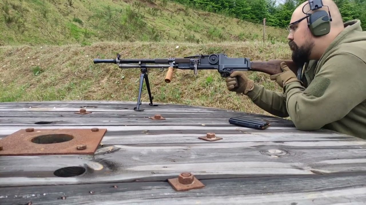 Brno ZB30J ordered for Yugoslawa - contract model name ZB37 - just 5 ...