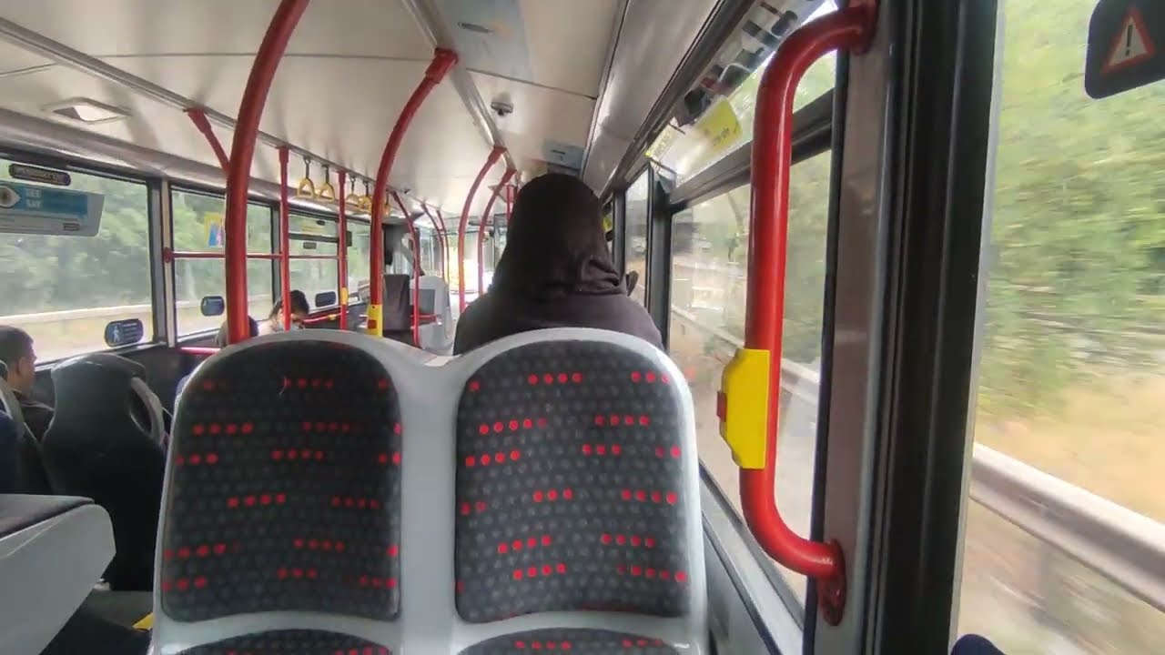 {LOUD Exhaust} NXWM - Enviro 400 (ZF): 4844 / BX61LLP - YouTube