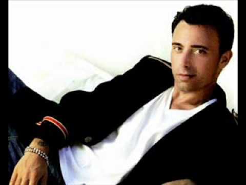 Mustafa Sandal - Kavrulduk 2004 HQ [şarkı sözü]