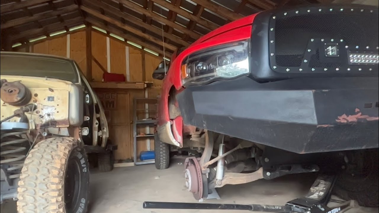 What happened to the ol 02? Bubba ram gets a tear down - YouTube