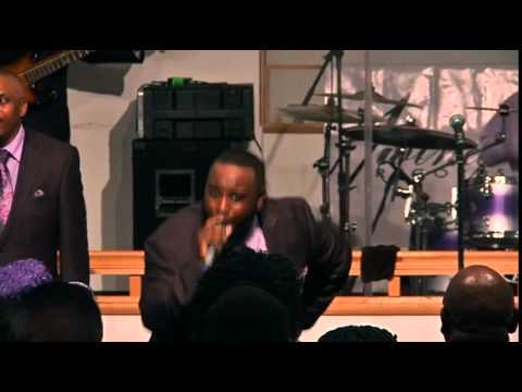 Michael Boykin & the Mighty Voices - He Lives In Me - YouTube