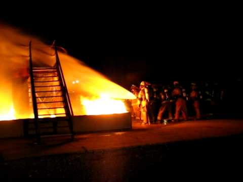 Industrial Firefighting (Tank Fire #1) - YouTube