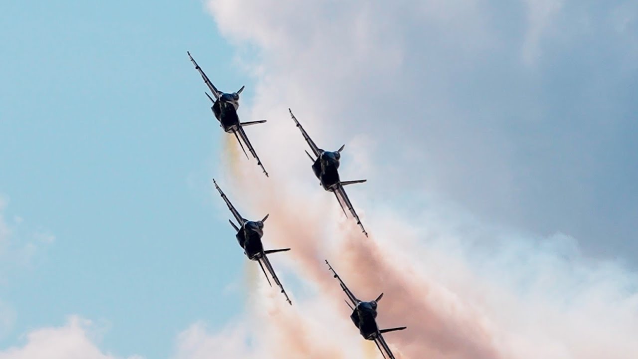 Powerful F/A-18 Super Hornets Blue Angels Demonstration Part 4 I Sun N ...