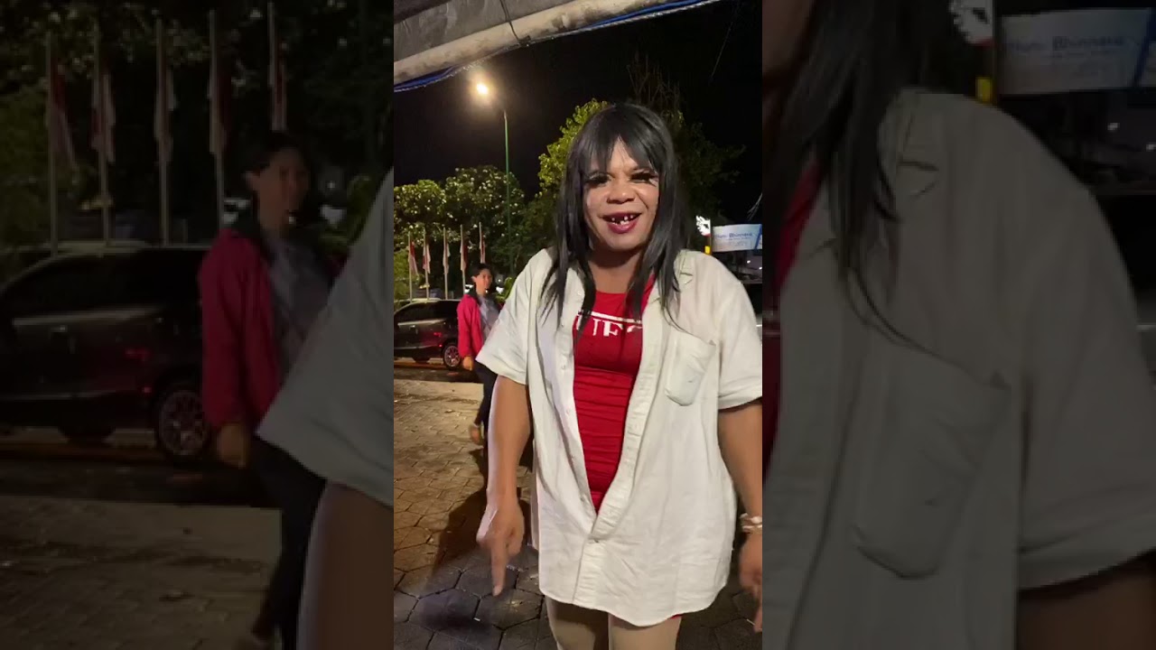 Wik wik ambyar asli - YouTube