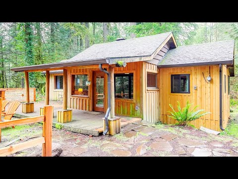 Gorgeous Cozy cabin House in The Wood | Lovely Tiny House