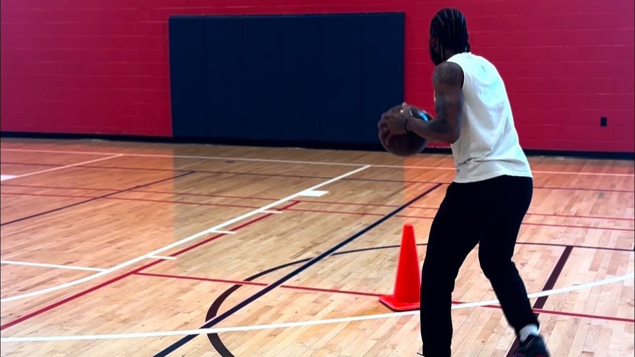 Smooth In And Out Options To A Three Point Shot - YouTube