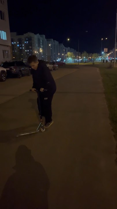 ЛИНИЯ НА ТРЮКОВОМ САМОКАТЕ🤯#scooter #самокат #трюки #shortvideo #shorts ...