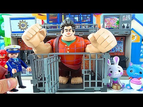 Toy WRECK IT RALPH Toys Go to JAIL
