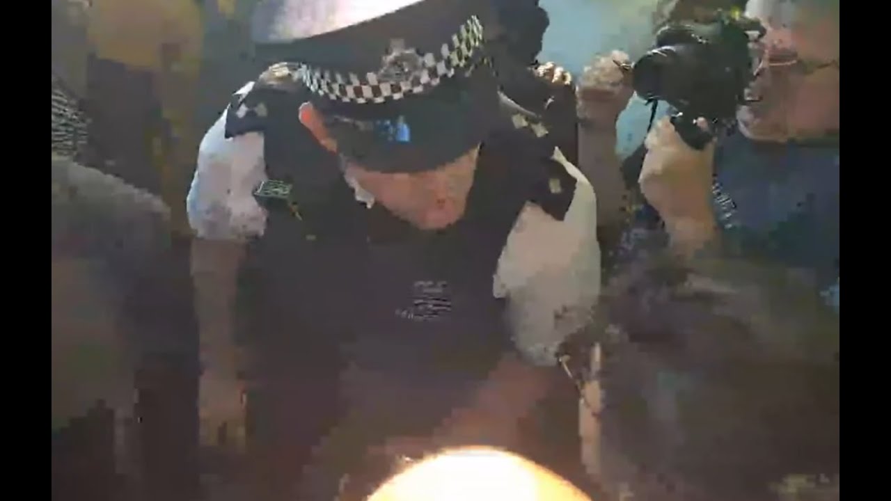 Police Called Over Hatun Being Attacked | Chris At Speakers Corner SOCO ...