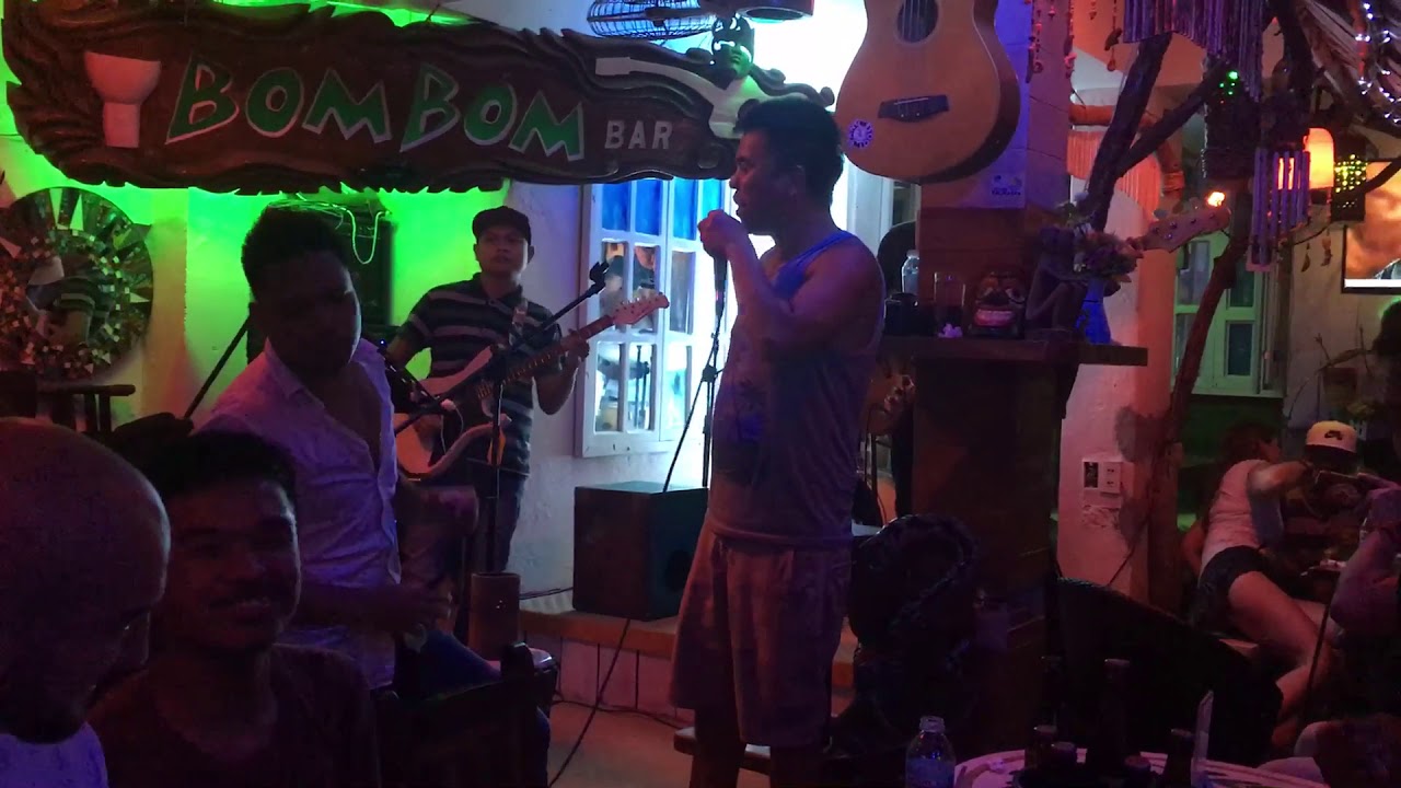 BORACAY NIGHT LIFE | BOM BOM BAR - YouTube