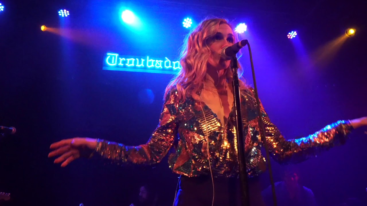 Willow Stephens at the Troubadour - YouTube