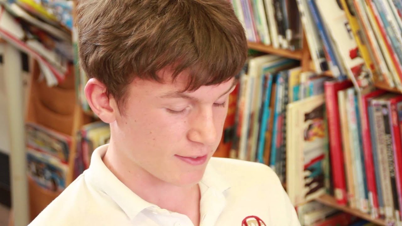 Mrs Gray's Book Reviews - Class 2, Group 5 - YouTube