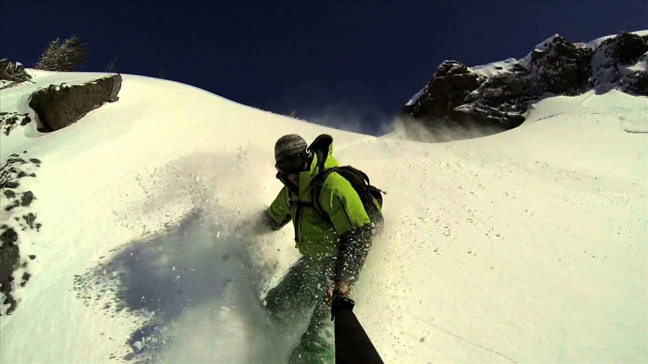Caught in an Avalanche while snowboarding - YouTube